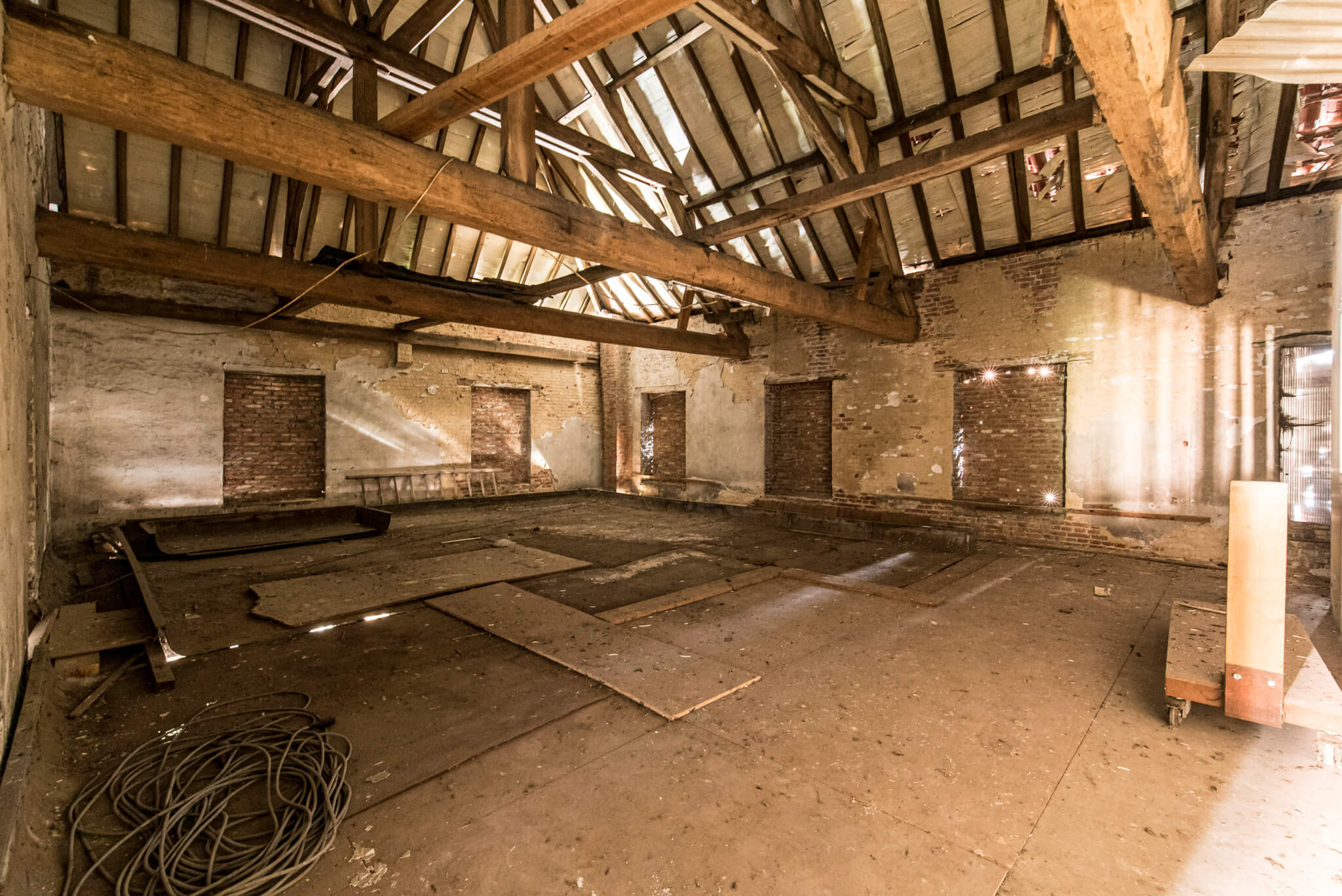 Over - Maison Satori